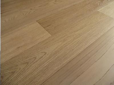 China 2-Layers Oak Engineered Flooring, Natural Vanished Oak Parquet Floor To Italy for sale