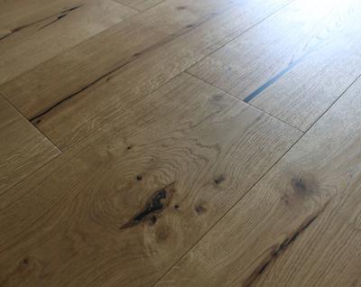 China 260mm 3-Layers European Oak Engineered Wood Flooring with 2200mm Length and Click Joint for sale