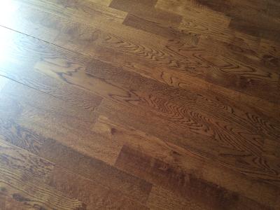 China 3 layers 3 strips lacquered oak engineered wood flooring, different stains for sale