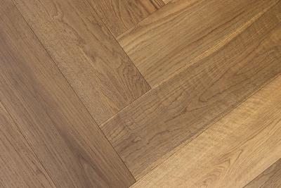 China Smoked UV Oiled White Oak Herringbone Parquet Flooring 910x150mm for sale