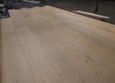 China Multi-layers European Oak Engineered Wood Floor with Invisible Lacquer and Natural Finish for sale