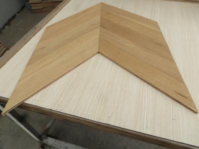 China Invisible Lacquered Super Matt Oak Chevron Parquet Flooring In 510x90MM Size for sale