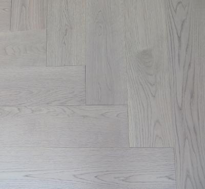 China Light Grey Herringbone Parquet Flooring Russian Oak Fishbone Wood Flooring Premium for sale
