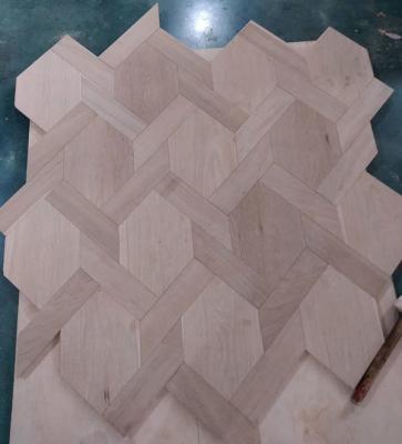 China Modern Hexagon Wood Parquet Flooring with different sizes/stains for sale