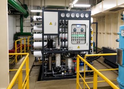 China Industrial Reverse Osmosis Seawater Desalination Equipment for High Salinity Water Purification Applications for sale
