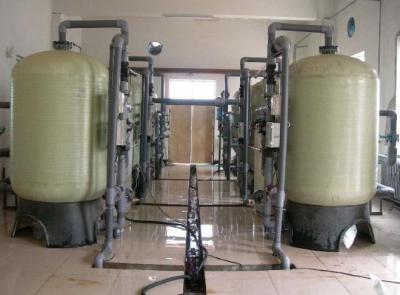 China 0.6Mpa FRP Water Softener System , 2000 L/H Automatic Control Water Softener Plant for sale