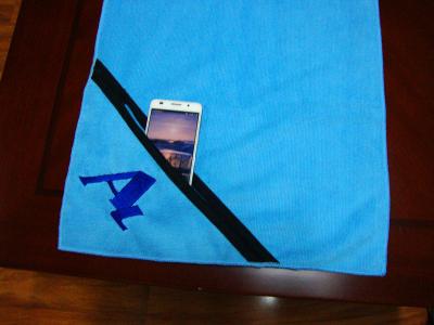 serviette personnalisée de forme physique de gymnase avec la poche de fermeture éclair