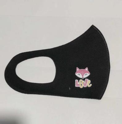 le masque protecteur de polyester de preuve de l'eau de l'anti-poussière respirable adaptent couleur aux besoins du client de couleur de noir de logo la diverse
