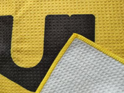 Chine Serviette de plage libre imprimée en gros réutilisée de sable d'été de serviette de plage de Waffle de fabricant à vendre