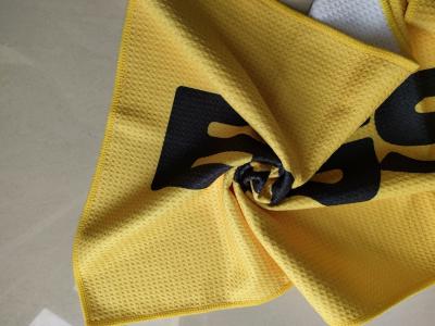 Chine Serviette de plage libre imprimée en gros réutilisée de sable d'été de serviette de plage de Waffle de fabricant à vendre