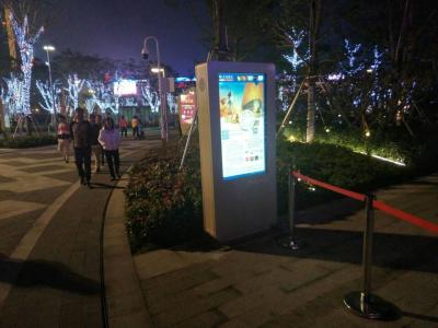 China High Brigtness Outdoor LCD Digital Signage With Capacitive Touch Screen Windows Os for sale
