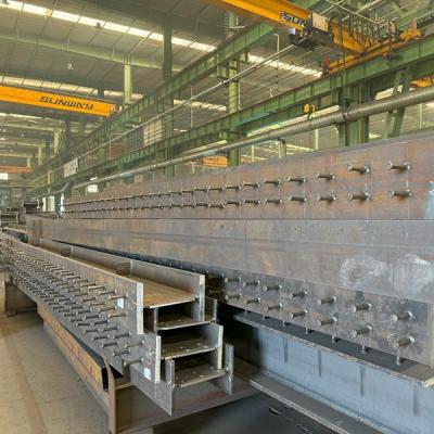 China Stud Welded H Shaped Steel Column Structure On Concrete Building Construction for sale