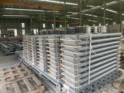 China Q235B Q355B Painted Steel Conveyor Belt Stringer Supports Rugged Modular Framing for sale