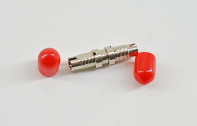 中国 繊維光学DINのアダプター、DINの繊維光学の単モード多重モードのアダプターへのDIN 販売のため