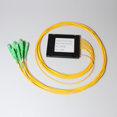 China FTTH 1.5m Pigtail 8 Way 1x8 SC/APC Passive Optical Splitter for sale