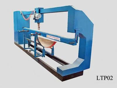 China Productielijn voor zonne-energie-waterverwarming met semi-automatische naaimachine Te koop