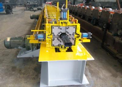 China Eine Bieger Downspout-Rolle, die Maschine, m-Minute des Gossen-Walzwerk-10-15 bildet zu verkaufen