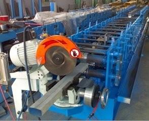 China Rechteckige Gosse Downspout-Maschinen-Form, die PPGI/Aluminiumrohstoff schneidet zu verkaufen