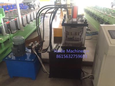 Cina rotolo d'acciaio della chiglia della luce di potere del motore 5.5KW che forma macchina con rotazione dell'ingranaggio in vendita
