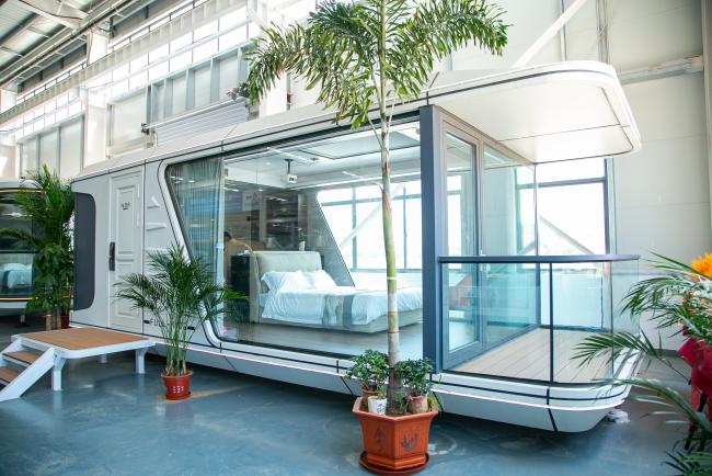 FULL-KING B5 Space Capsule interior layout