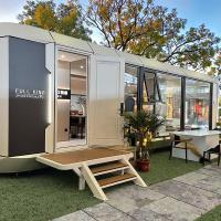 China Full King C5 Modular Space Capsule House with Solar Panels CE Certified 2 Units MOQ for sale