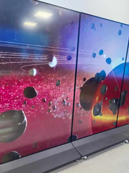 Quality Outdoor 75 Inch Floor Standing Digital Signage with Explosion-Proof Glass for sale