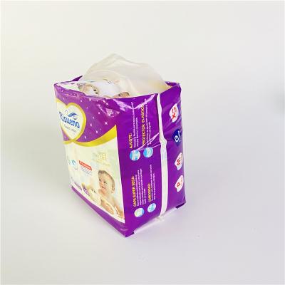 Cina Assorbimento di superficie secca naturale e usa e getta per pannolini per bambini di diverse dimensioni in vendita