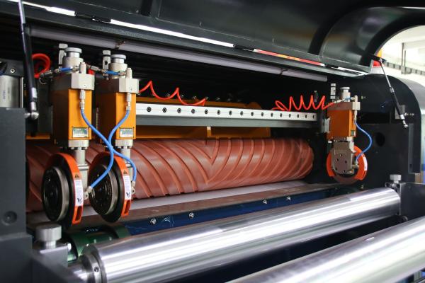 Quality CHM Roll Paper Cutting Machine With 1400mm Maximum Sheeter Width For 60-500gsm for sale