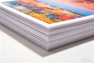 China 160g Inkjet Glossy Photo Paper High Impact For Exhibition Prints Studio Backdrops for sale