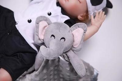 Cina Copertina di sicurezza elefante morbida e leggera per neonati unisex in vendita