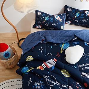 Space rocket bedding set packaging