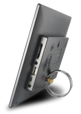 China 1GB - 16GB 8 Duim Gepersonaliseerde Huwelijkslcd Fotokaders met 800*600-Resolutie Te koop