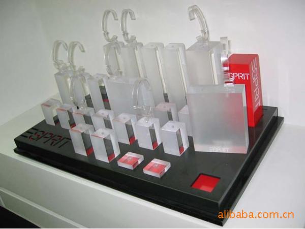 Quality Makeup Cosmetic Acrylic Display Stands , Clear Brochure Holders And Displays for sale