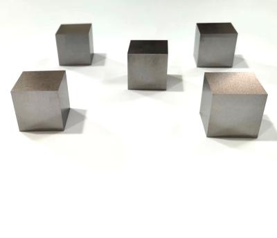 Cina 1kg 38*38*38mm 99.95% Pure Tungsten Cube Metal Polished Surface in vendita
