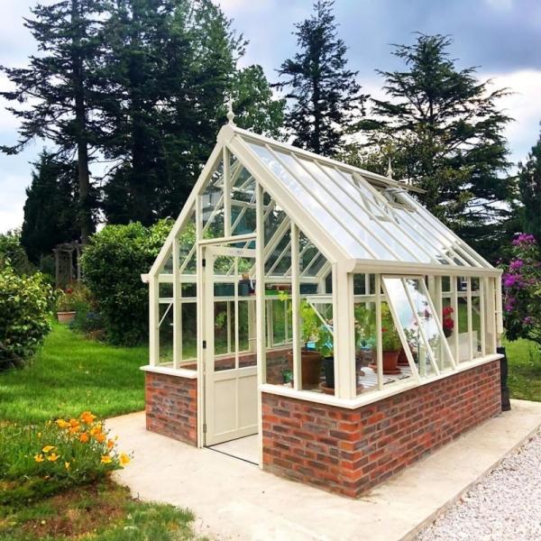 Quality Aluminum Glass Conservatory Prefabricated Sunroom Patio Enclosure Garden Construction Durable Aluminum Alloy for sale