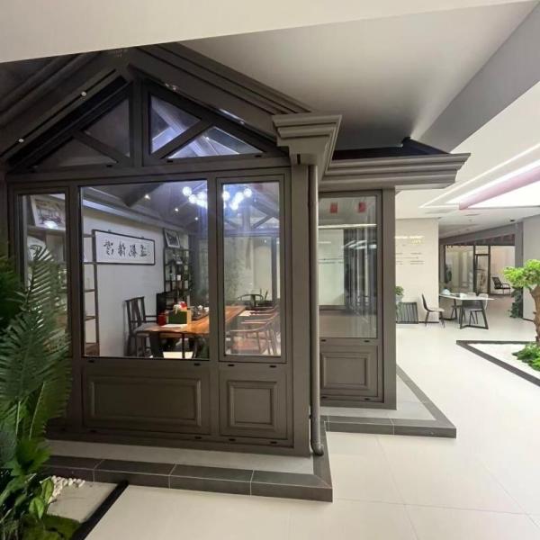 Quality High Quality Luxury Modern Prefabricated Custom Garden Sunrooms Glass House Aluminum Glass Conservatory Outdoor Greenhouses for sale