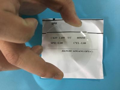 中国 CR39 1.499 R.i.に塗らないで注文の規定レンズ 販売のため