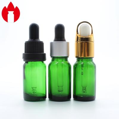 China 10 ml de frasco de vidro de óleo essencial verde com tampa de gotas de plástico à venda