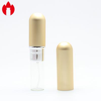 Cina il vetro borosilicato dorato del profumo 5ml spruzza Vial With Pump in vendita