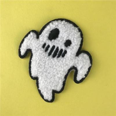 Cina Il ricamo su ordinazione della ciniglia rattoppa il colore di Pantone della toppa di forma del fantasma in vendita