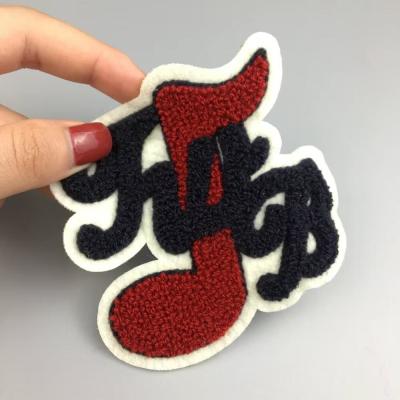 Cina Forma personalizzata 25 Lettere di chenille e cerotti ricami in vendita