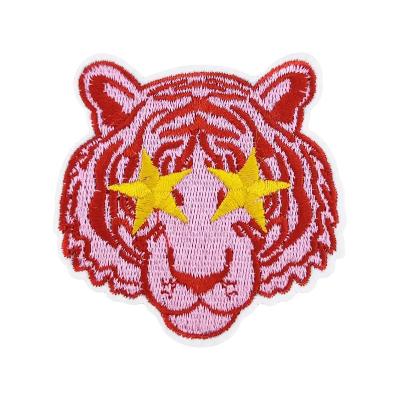 China Ferro de desenho animado variado em patches de bordados para roupas à venda