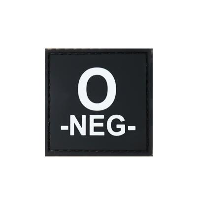 China Custom logo zachte pvc pleisters perfect voor leger militaire hoeden en kledingzakken Te koop