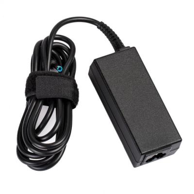 Cina 741727-001 Caricabatterie portatili Adapter Ac 45W/ 19.5V 2.31A per HP Chromebook 11 G4 in vendita