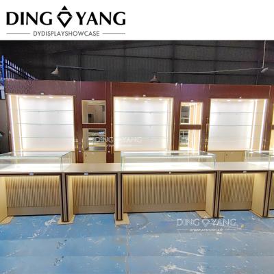 Cina Vitrine di legno e vetro classici per gioielli, fabbrica produttori fornitori offrono il design 3D OEM ODM servizio personalizzato in vendita