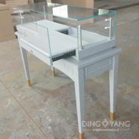 China Simple Beautiful Jewelry Showcase Display With High - End Led Light for sale
