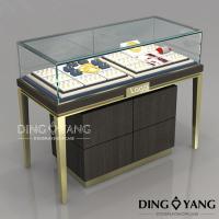 China Lockable Jewelry Display Cases for sale