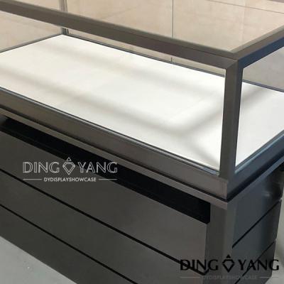 China 1200X550X950MM Gesloten juwelierswinkel display-tellers Te koop