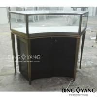 China Locks Installed MDF Jewellery Shop Display Counters for sale