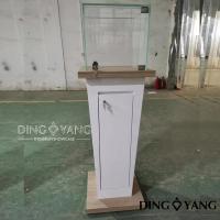 China Fully Customized Showroom Lockable Store Jewelry Display Cases for sale